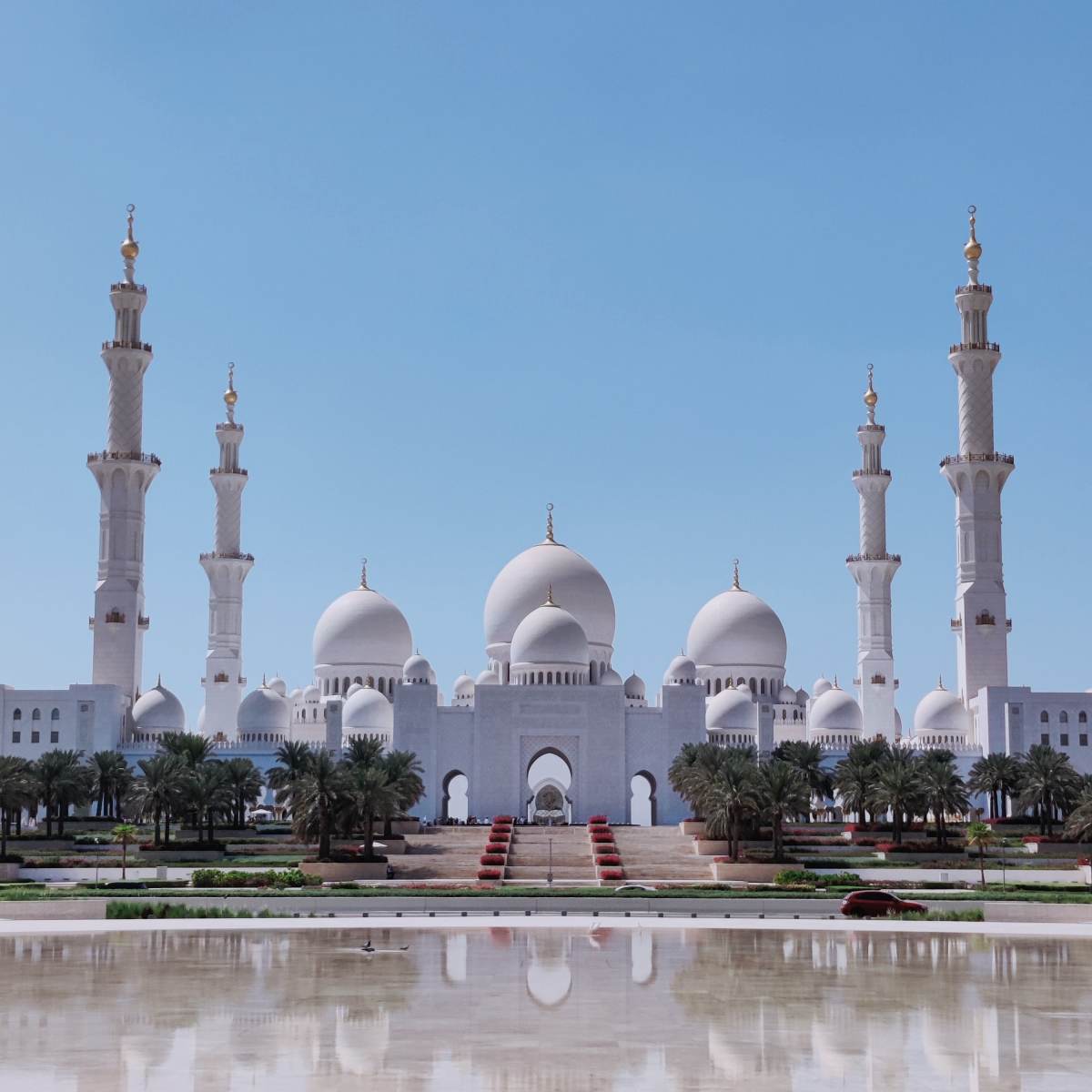 Sheikh Zayed Grand Mosque: A Pinnacle of Modern Islamic Architecture ...