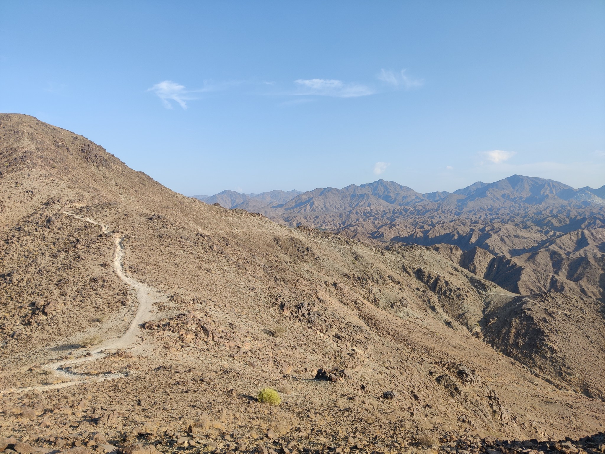 The trails of Wadi Shawka: Hiking and Adventure just an hour from Dubai ...